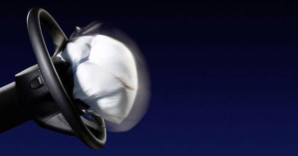 Série d’été - Les inventions de l’automobile : l’airbag - Moniteur ...